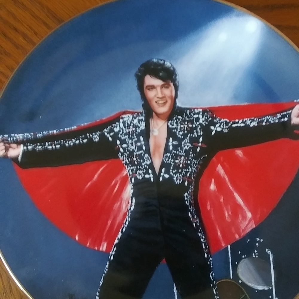 5 Elvis Collectors Plates - Gem